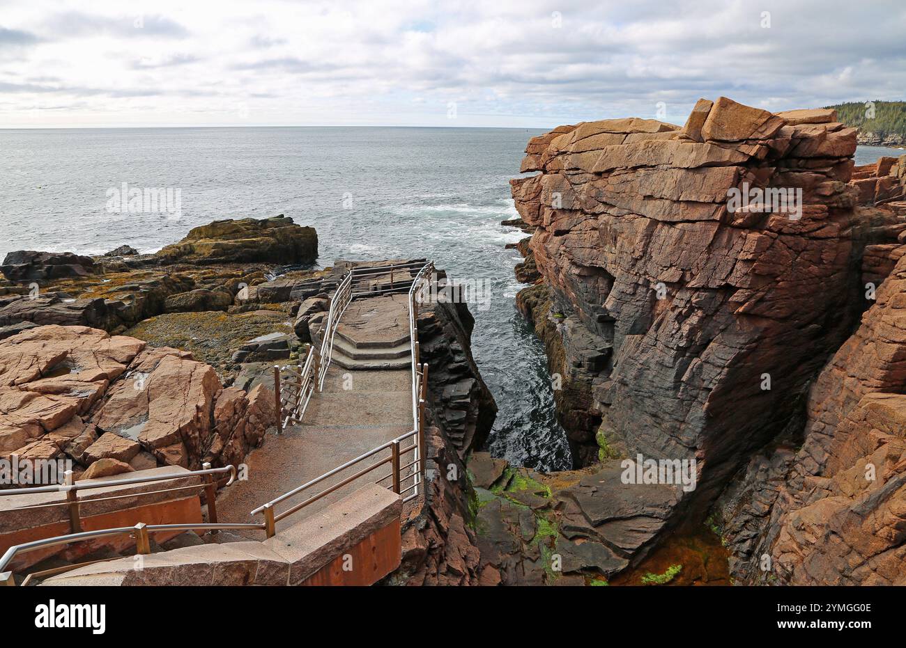 View at Thunder Hole - Acadia national Park, Maine Stock Photo - Alamy
