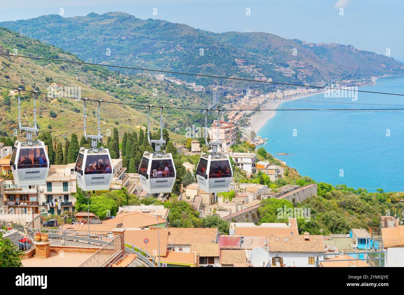 Taormina cable car hi-res stock photography and images - Alamy