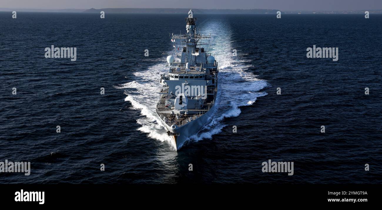 Royal navy duke class hi-res stock photography and images - Alamy