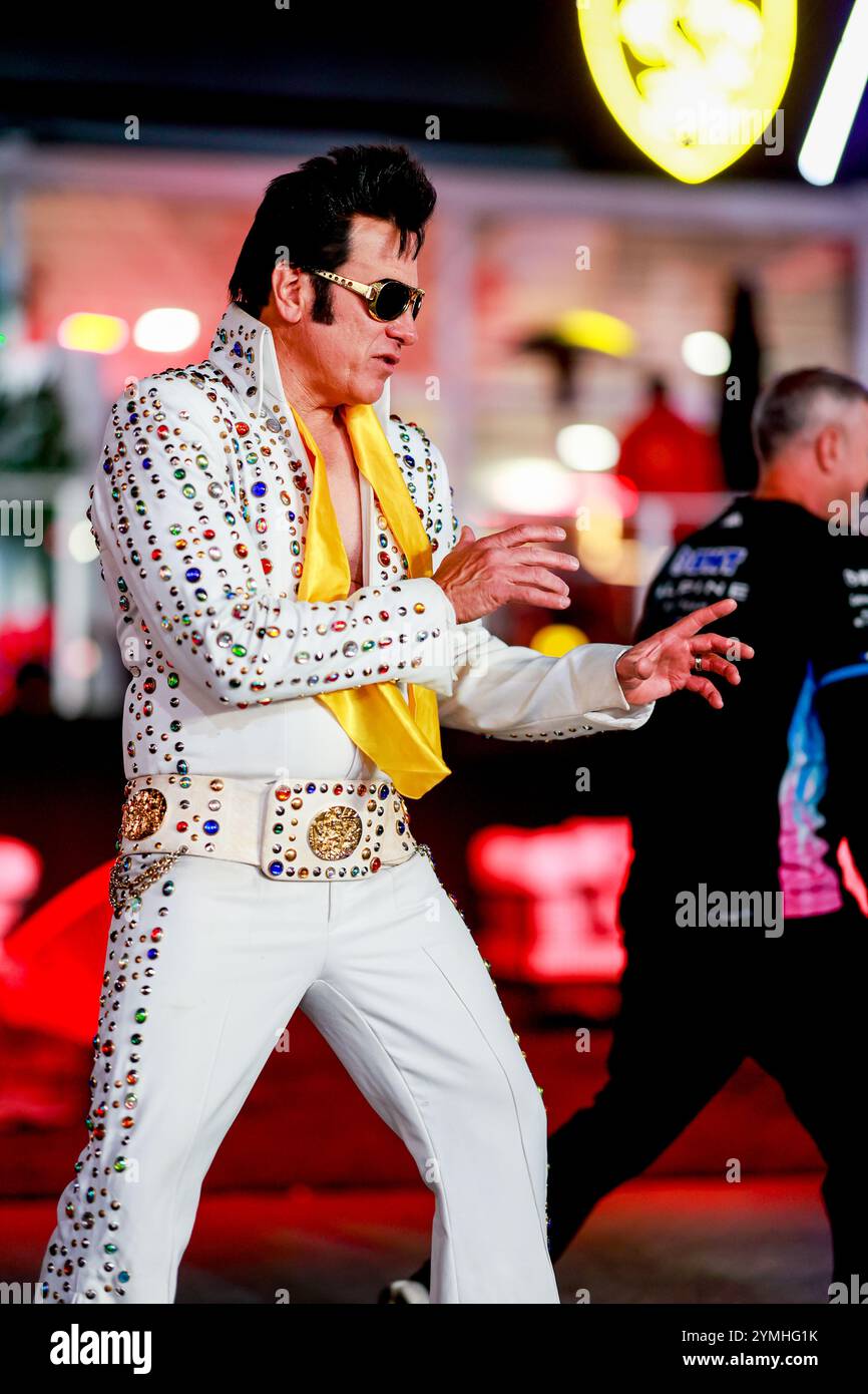 Las Vegas illustration paddock atmosphere Elvis Presley costume during ...