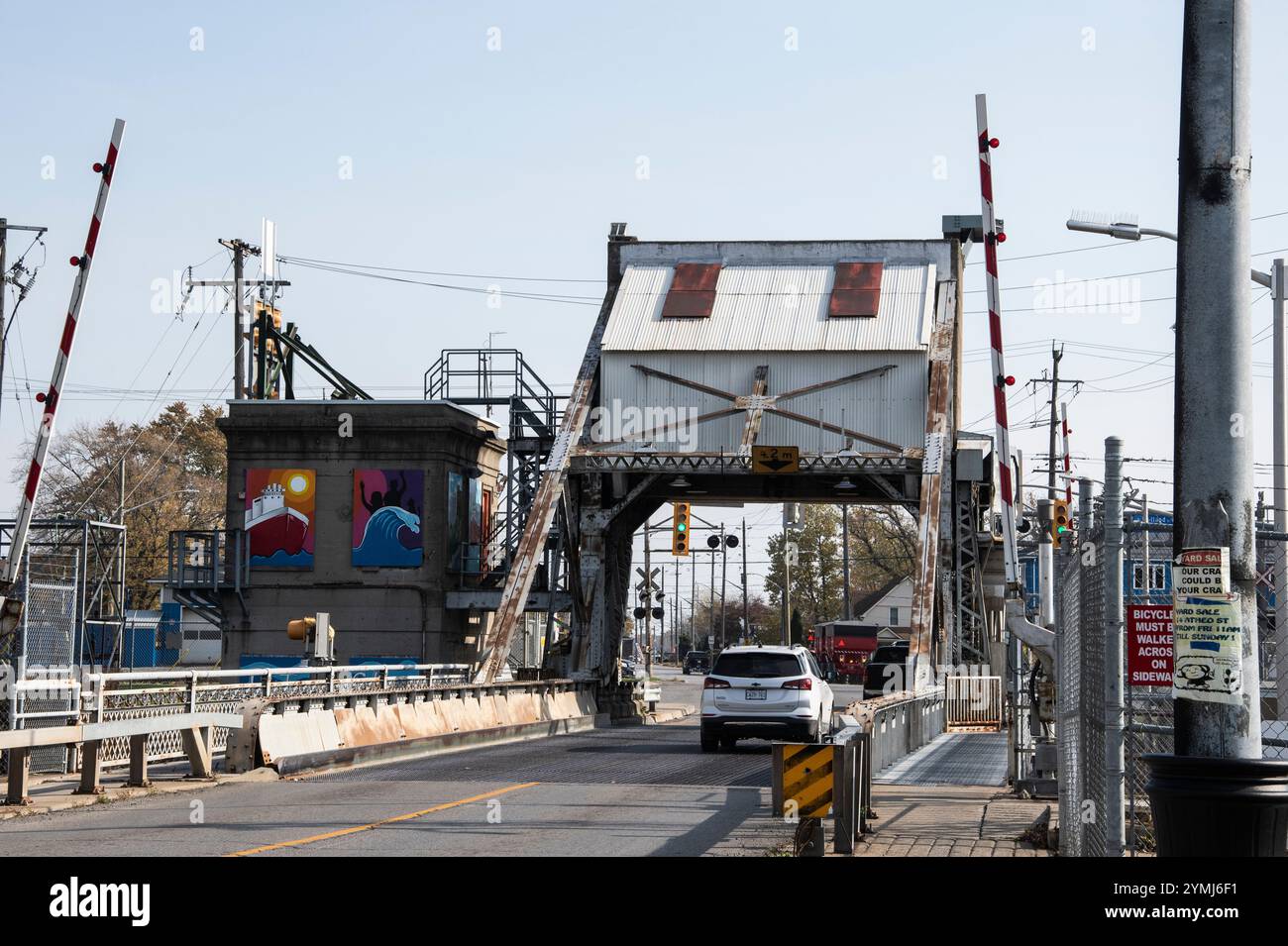 Lift bridge bascule hi-res stock photography and images - Alamy