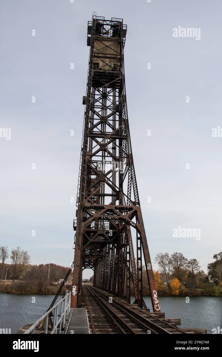 Rail vertical lift bridge in Port Colborne, Ontario, Canada Stock Photo ...