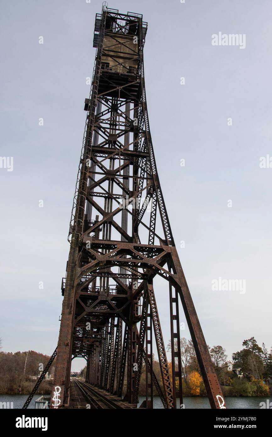 Rail vertical lift bridge in Port Colborne, Ontario, Canada Stock Photo ...