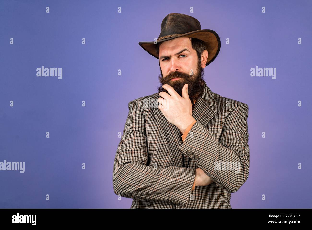 Rancher farmer wearing cowboy hat hi-res stock photography and images ...