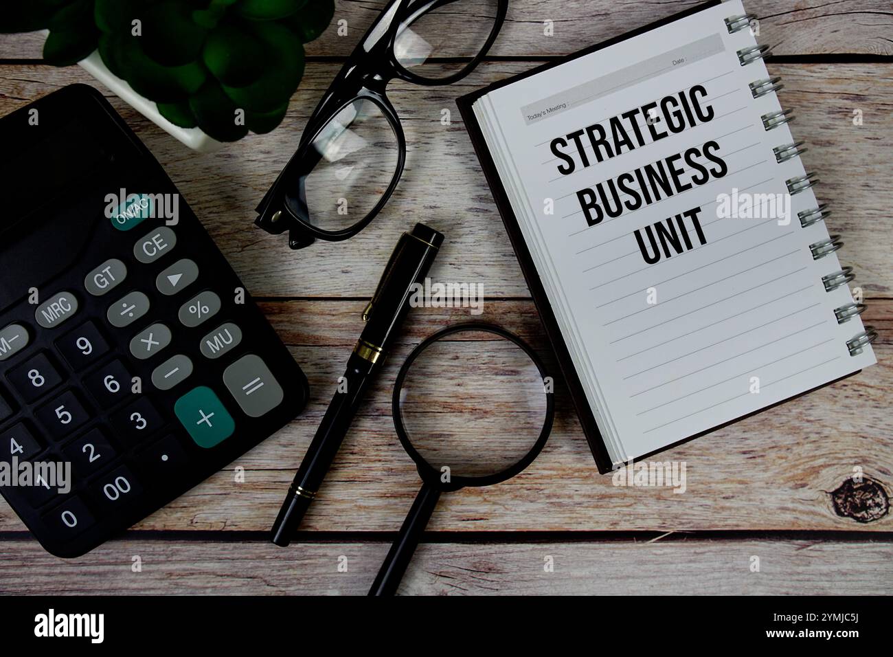 Strategic Business Unit (SBU) text on notepad, Business and Financial ...