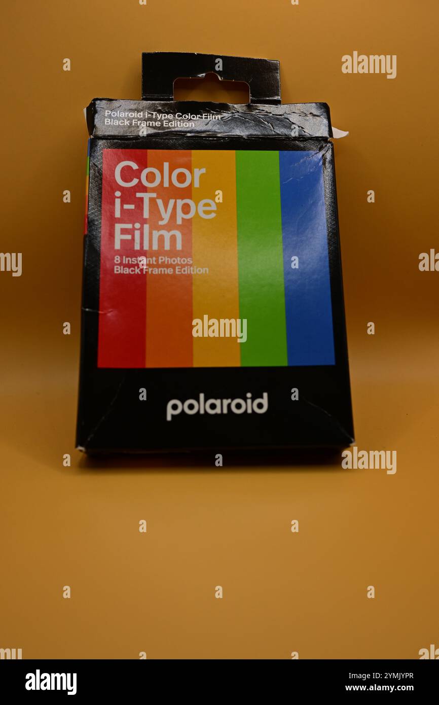 Polaroid I-Type Color Film Box Stock Photo - Alamy
