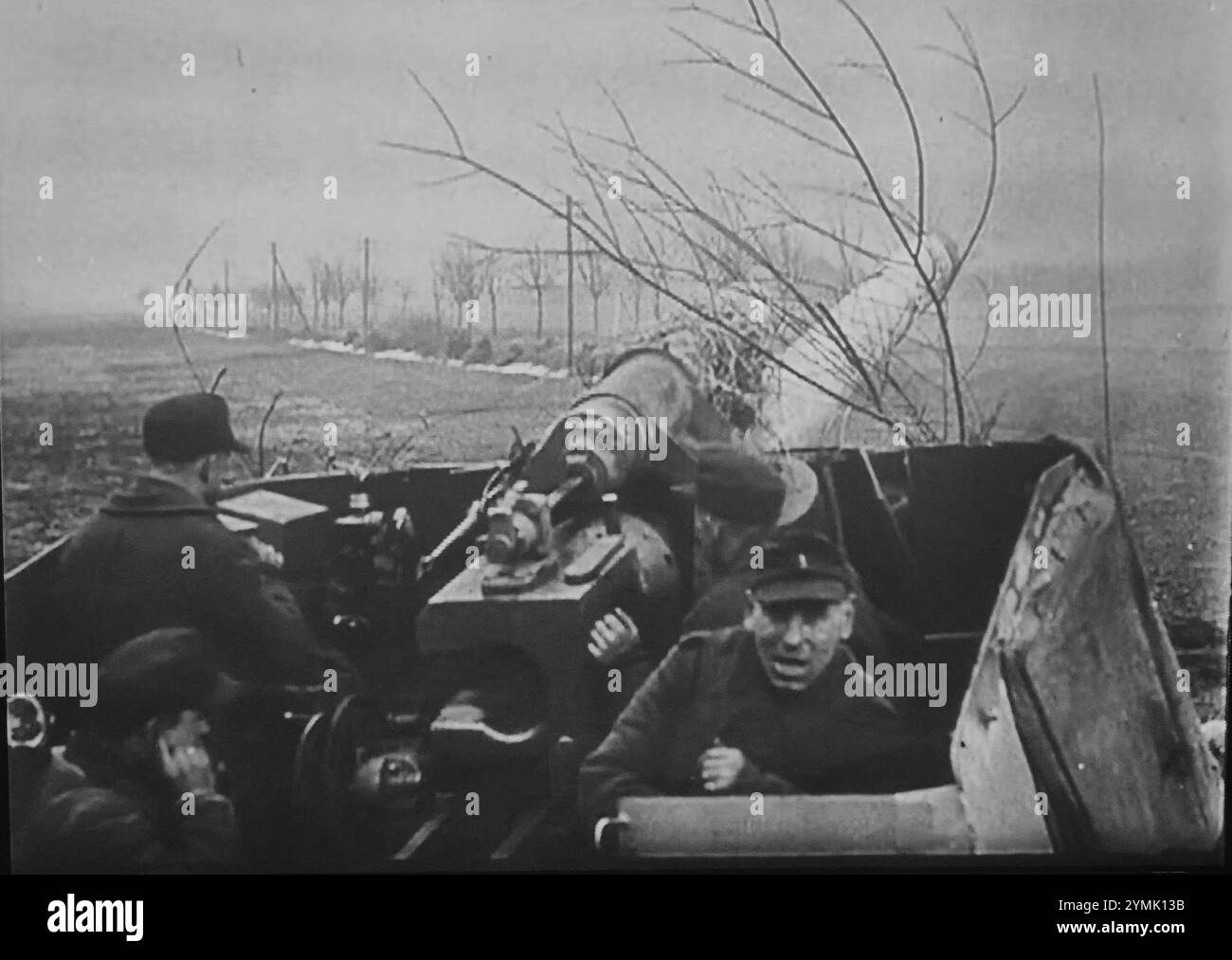 World War Two B&W photo Elderly German Troops Crew a 15cm Self ...