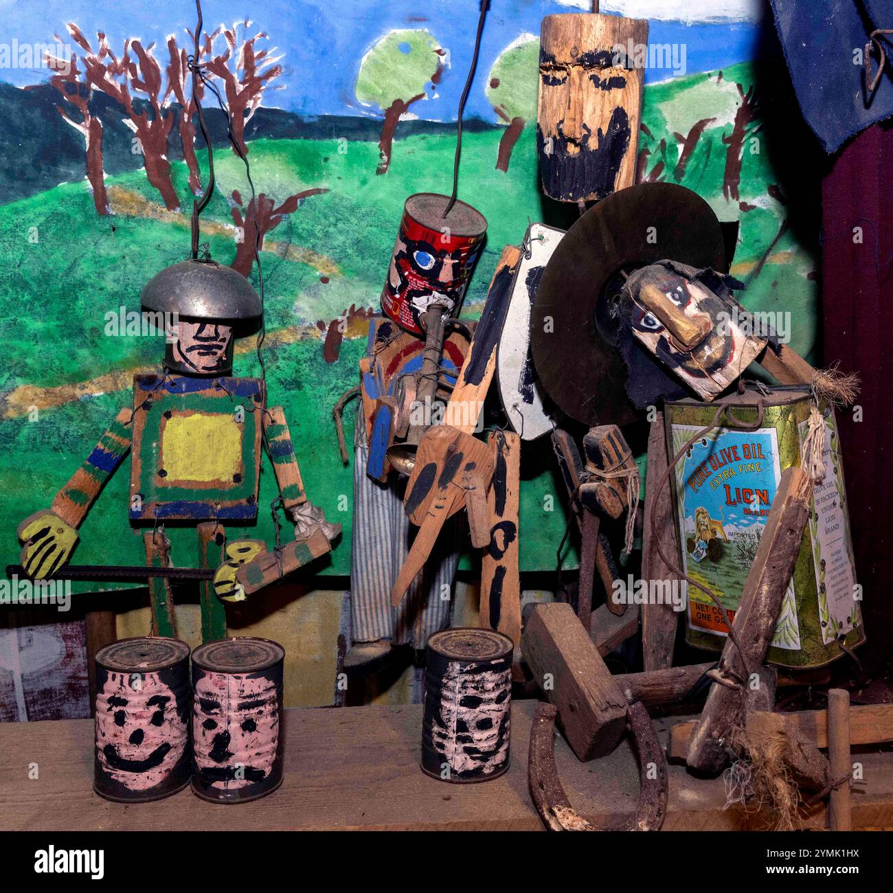 Glover, Vermont, U.S.A. 21st Nov, 2024. The Bread & Puppet Museum showcases six decades of ...