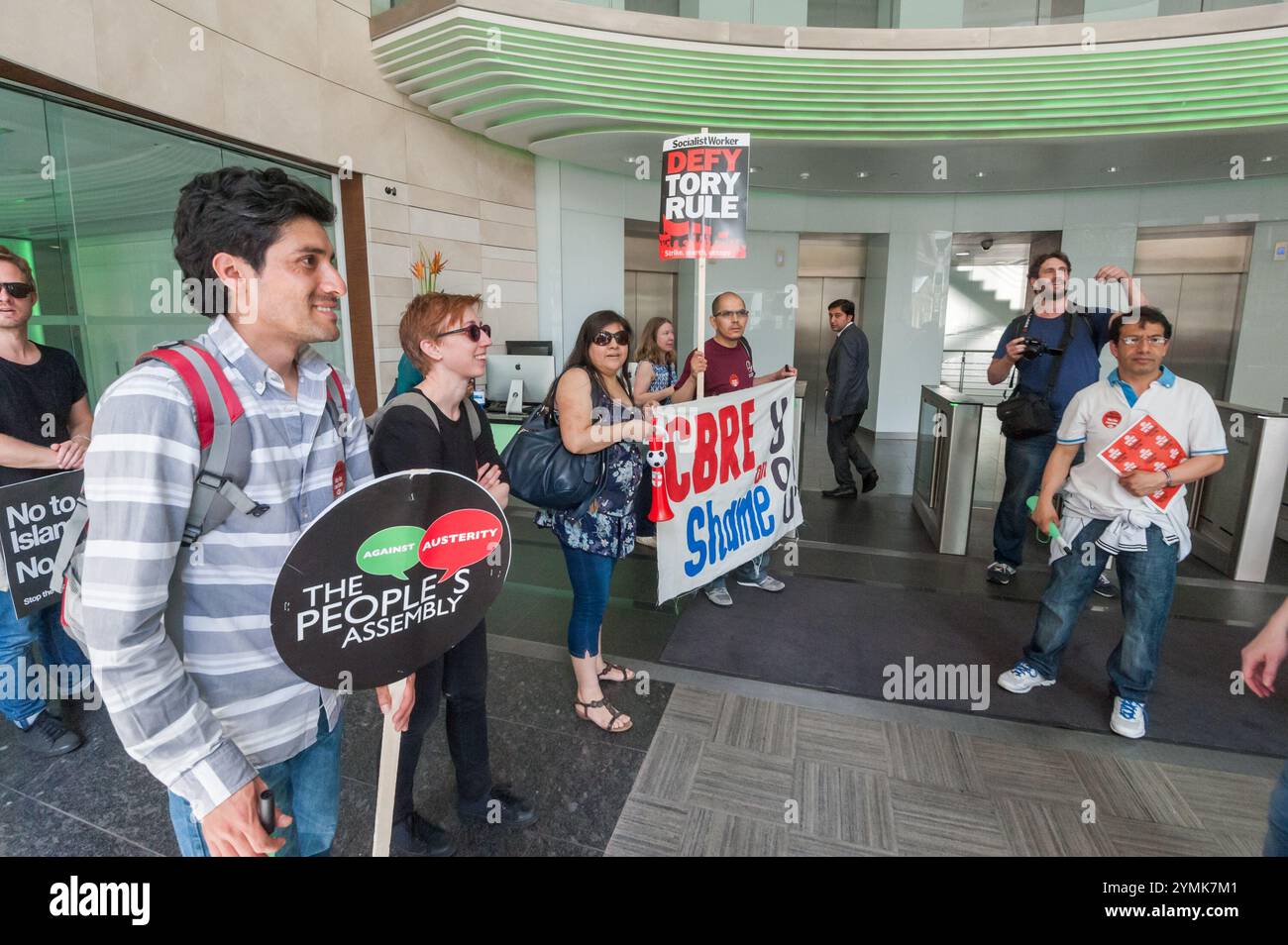 Cbre offices henrietta house london hi-res stock photography and images - Alamy