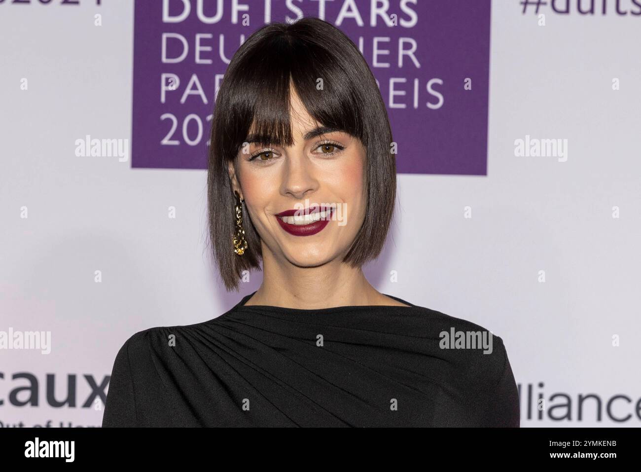 Influencerin Leni s Scents bei den DUFTSTARS 2024 - Deutscher ...