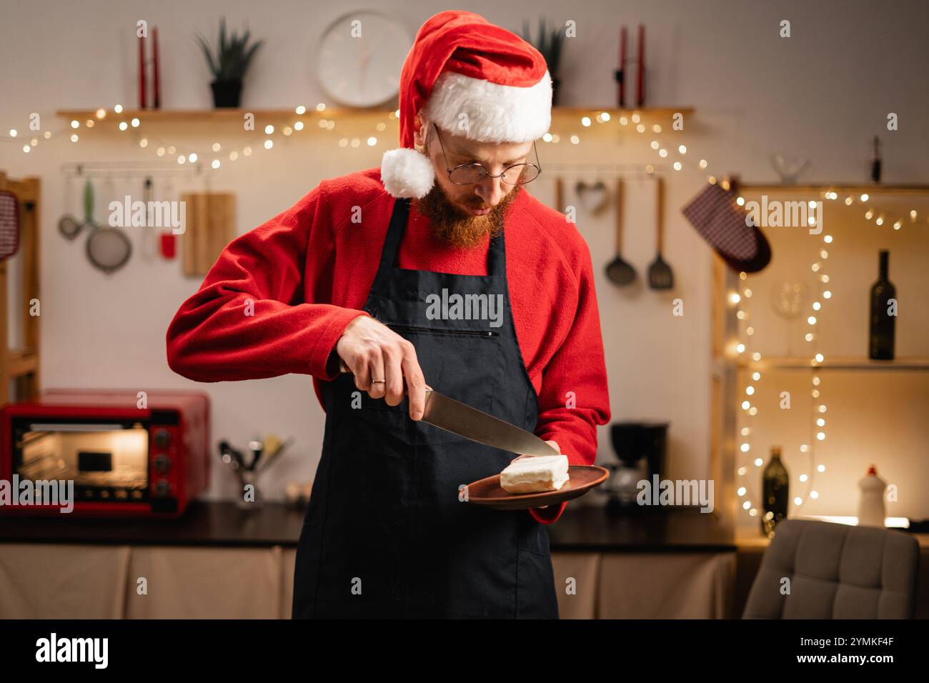 Chef man in santa hi-res stock photography and images - Alamy