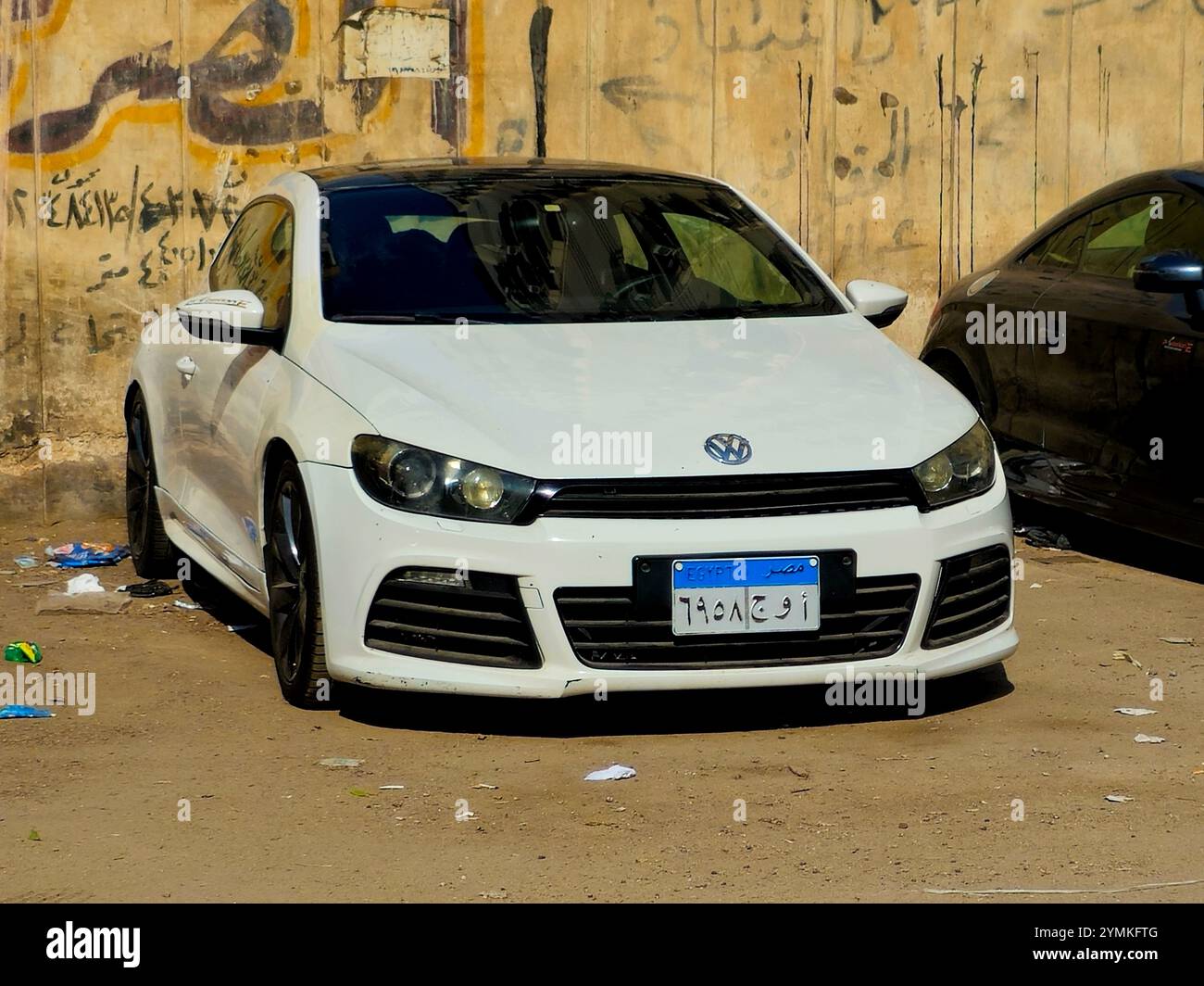 Egyptian car number plate hi-res stock photography and images - Alamy