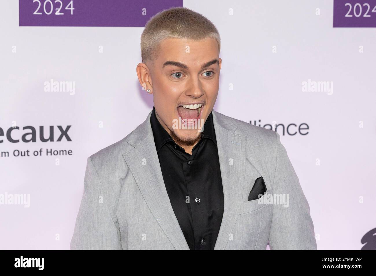 Duesseldorf, Deutschland. 21st Nov, 2024. Influencer Tim Twenty4tim ...