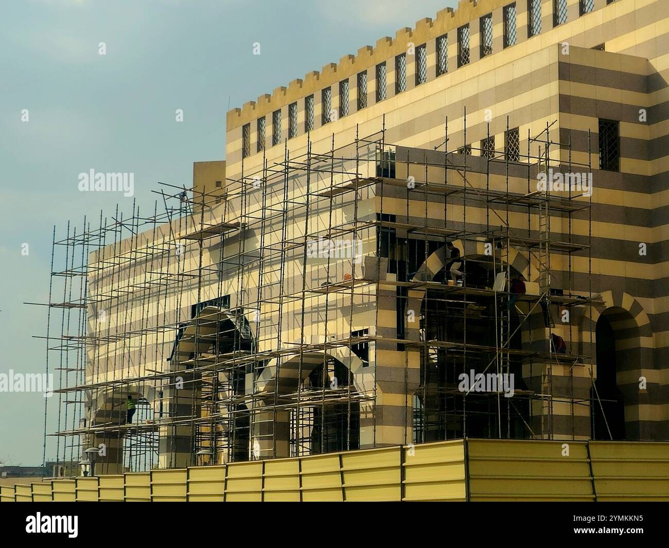 Mosque bookcase hi-res stock photography and images - Alamy