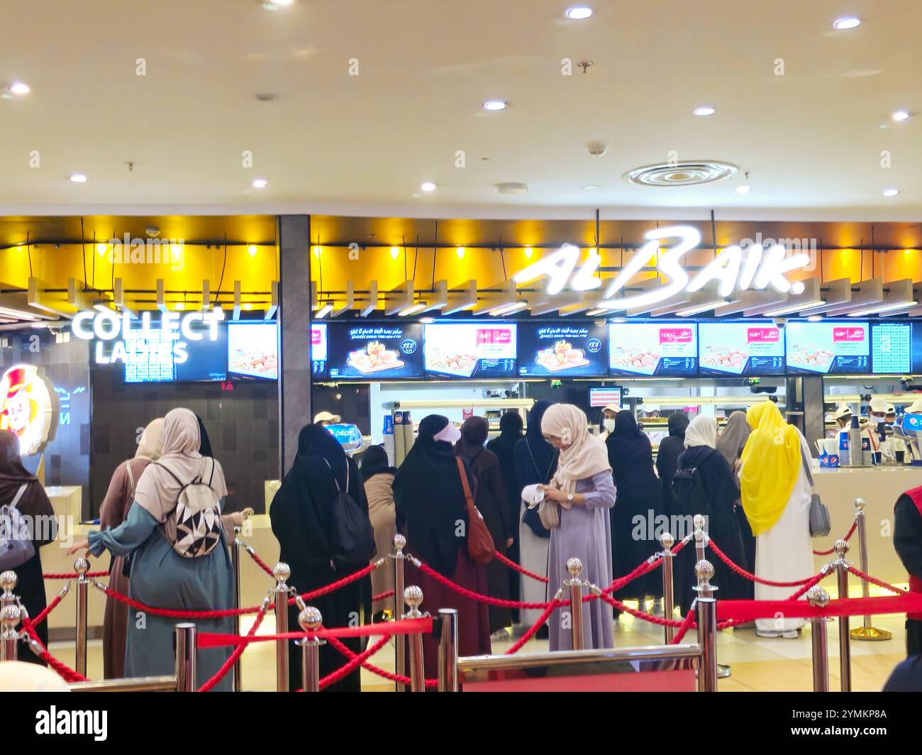 Mecca, Saudi Arabia, June 23 2024: Al Baik, AlBaik is a Saudi fast food ...