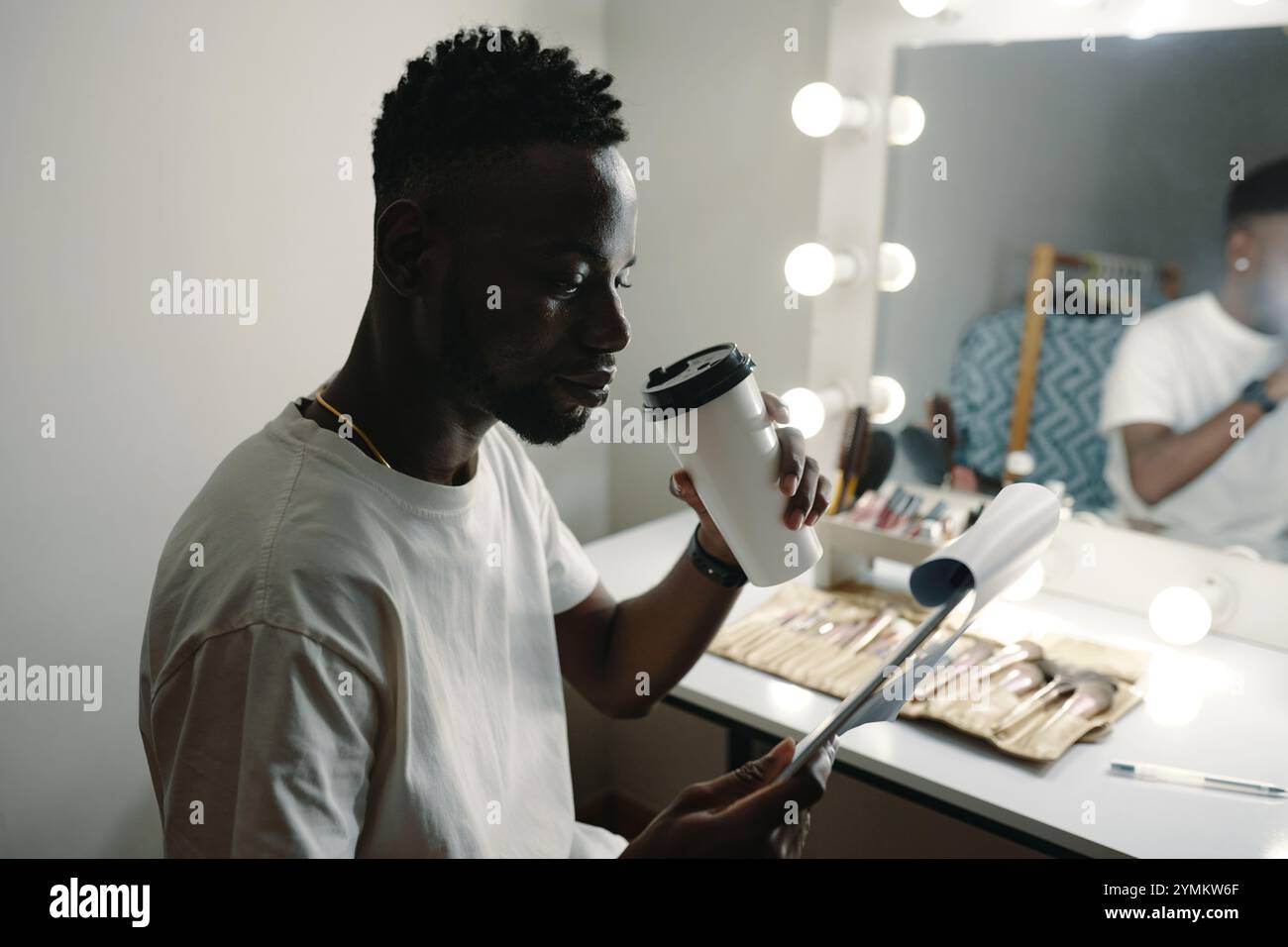 Dressing room environment hi-res stock photography and images - Alamy