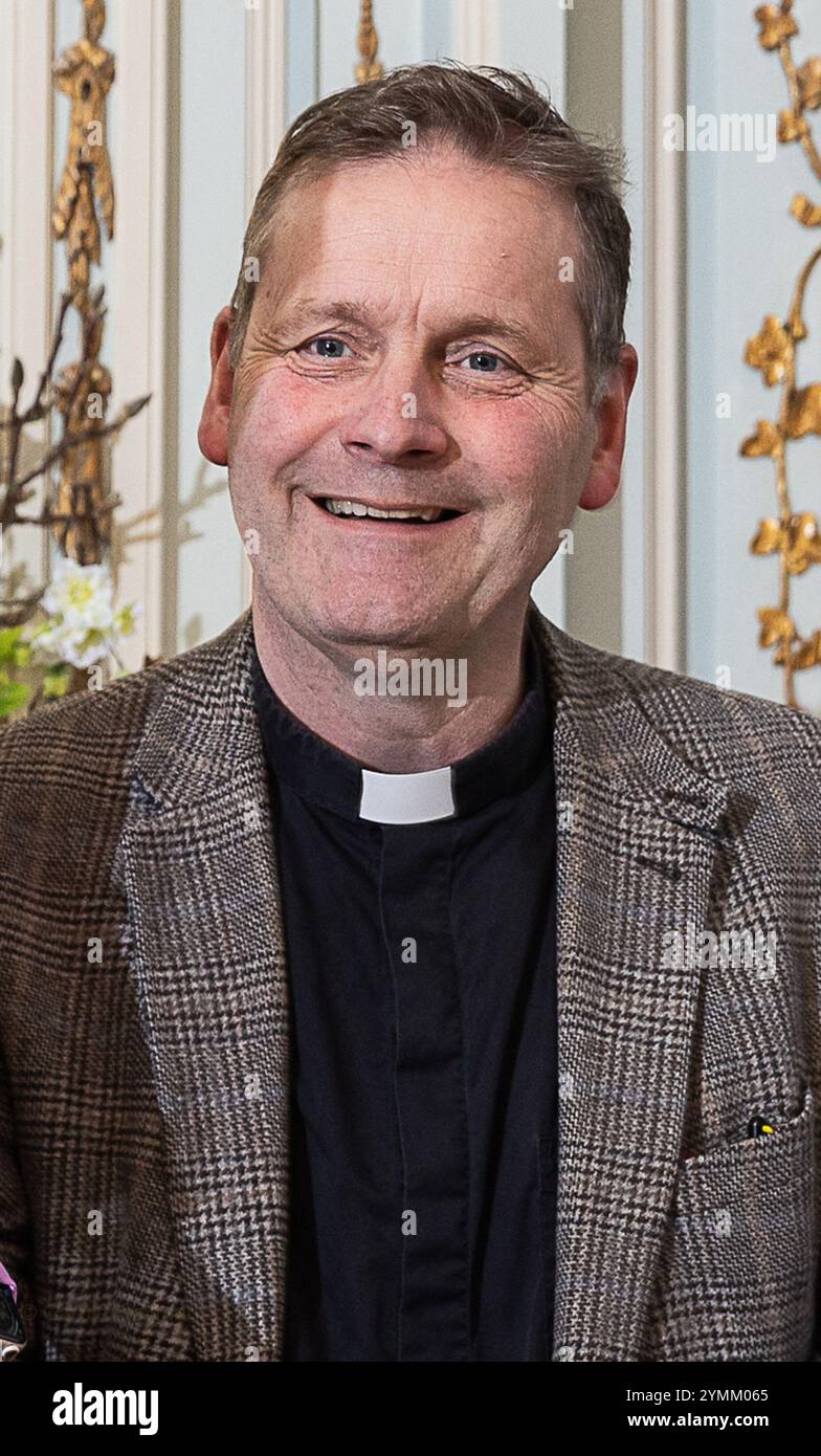 Chaplain-President of the Central Committee of Anglican worship Canon ...