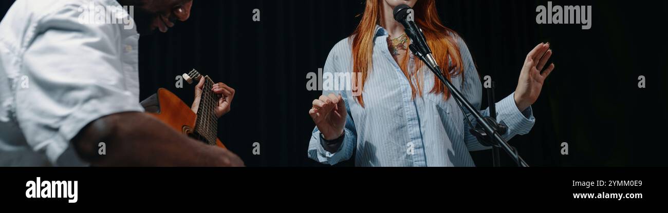 Performing vocalist on stage hi-res stock photography and images - Alamy