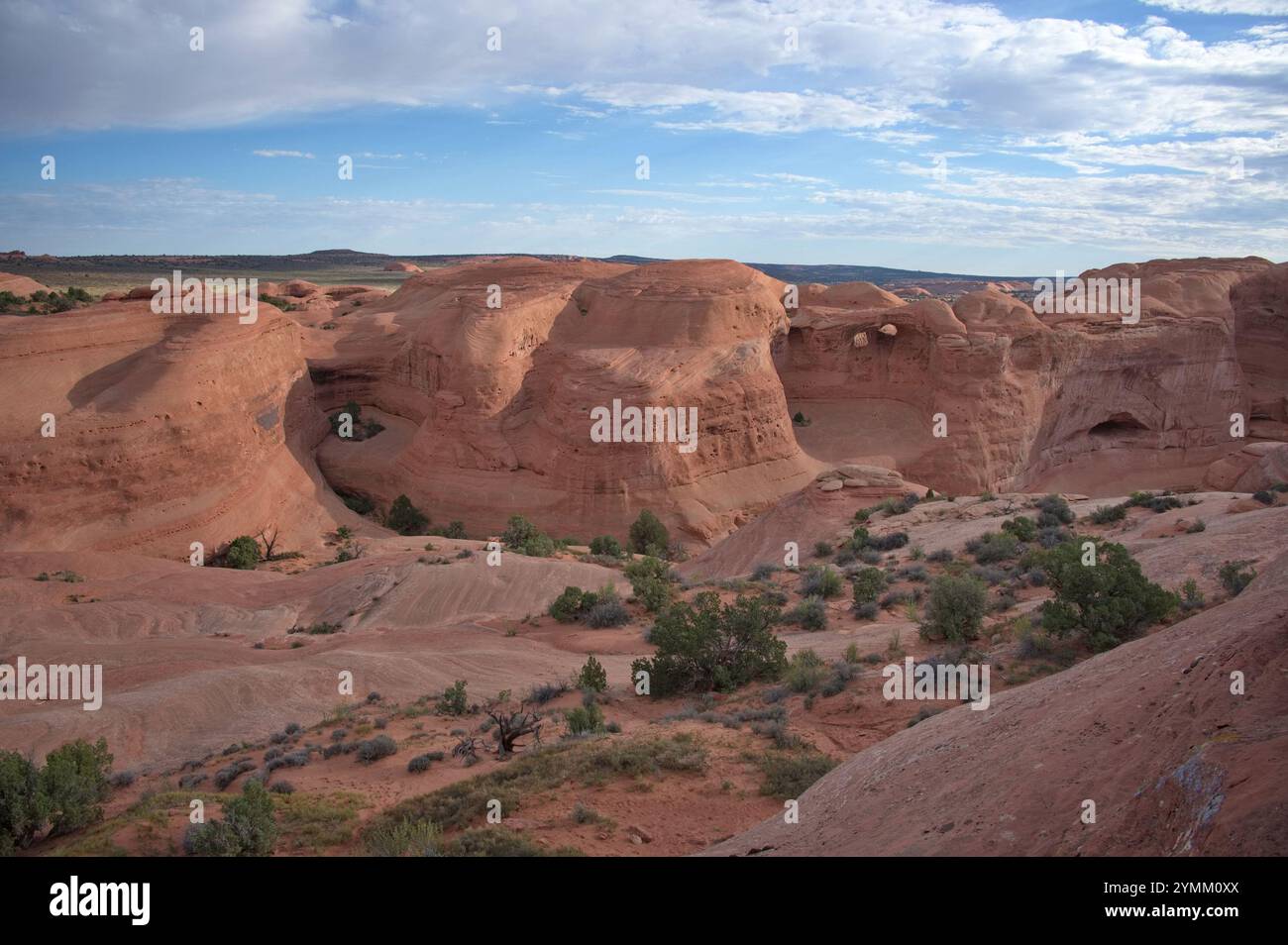 Beautiful valley arches national park hi-res stock photography and ...