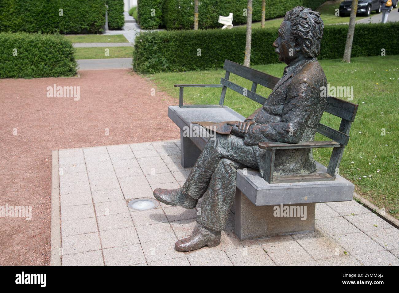 Standbeeld Albert Einstein (Albert Einstein bench statue) to memorize ...