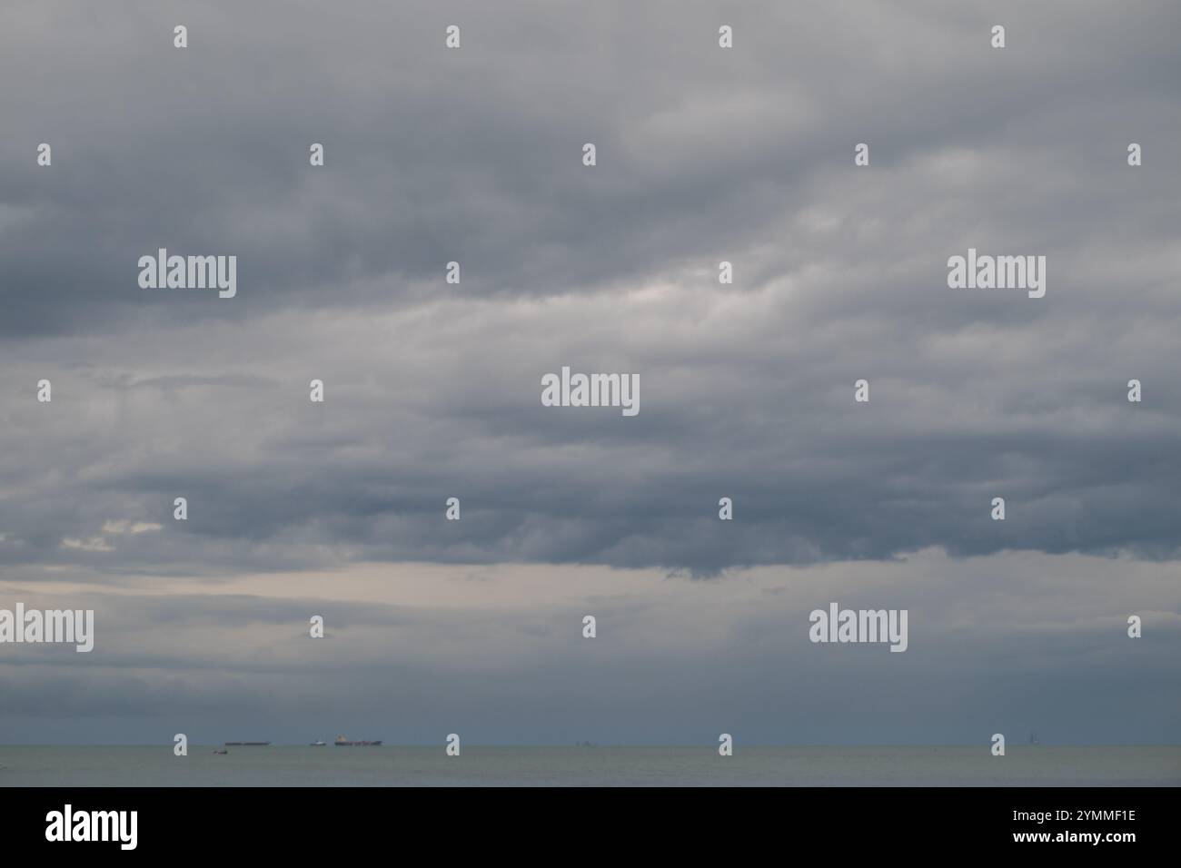 Grey cloudy effect hi-res stock photography and images - Alamy