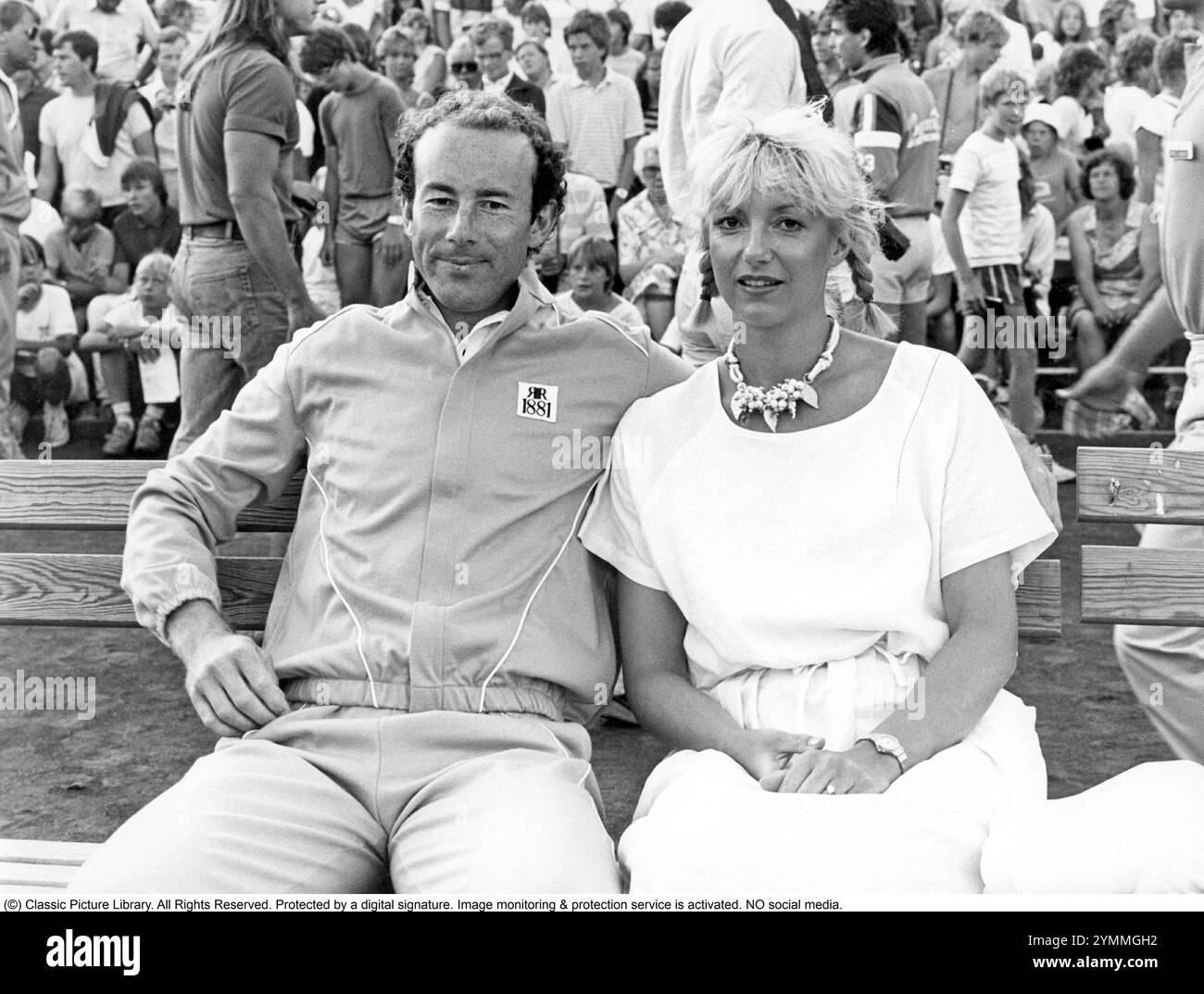 Giant and his wife hi-res stock photography and images - Alamy