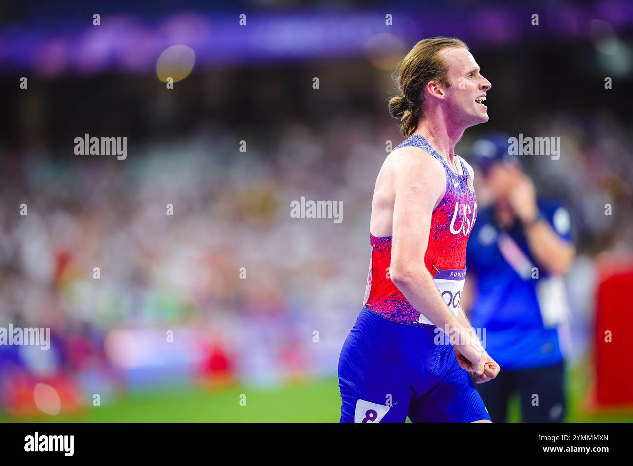 Cole Hocker winning in the 1500 meters at the Paris 2024 Olympic Games ...
