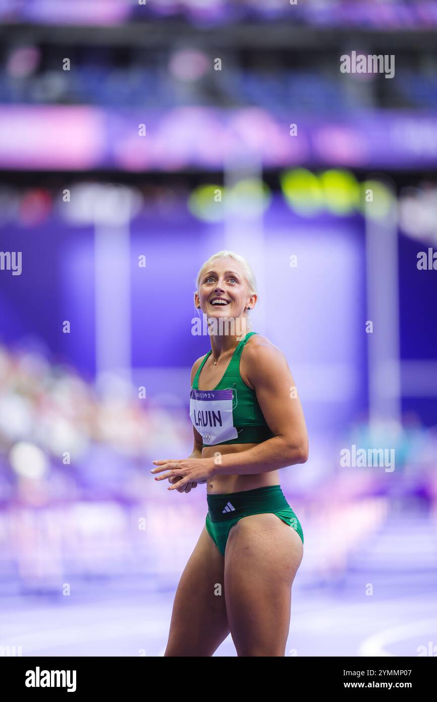 Sarah Lavin participating in the 100 meters hurdles at the Paris 2024 Olympic Games Stock Photo ...