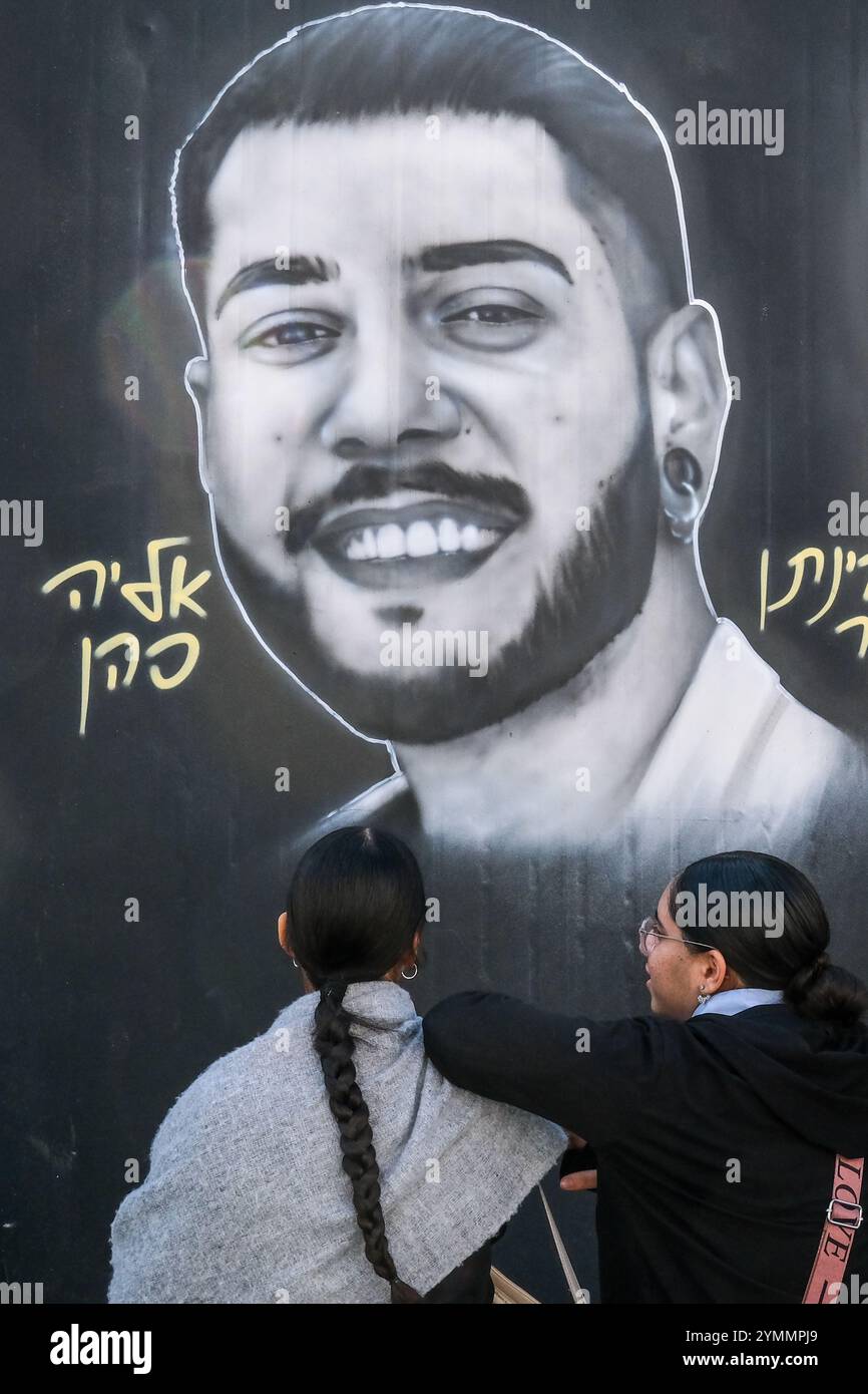 Jerusalem, Israel. 22nd November, 2024. A huge mural by Israeli artist ...