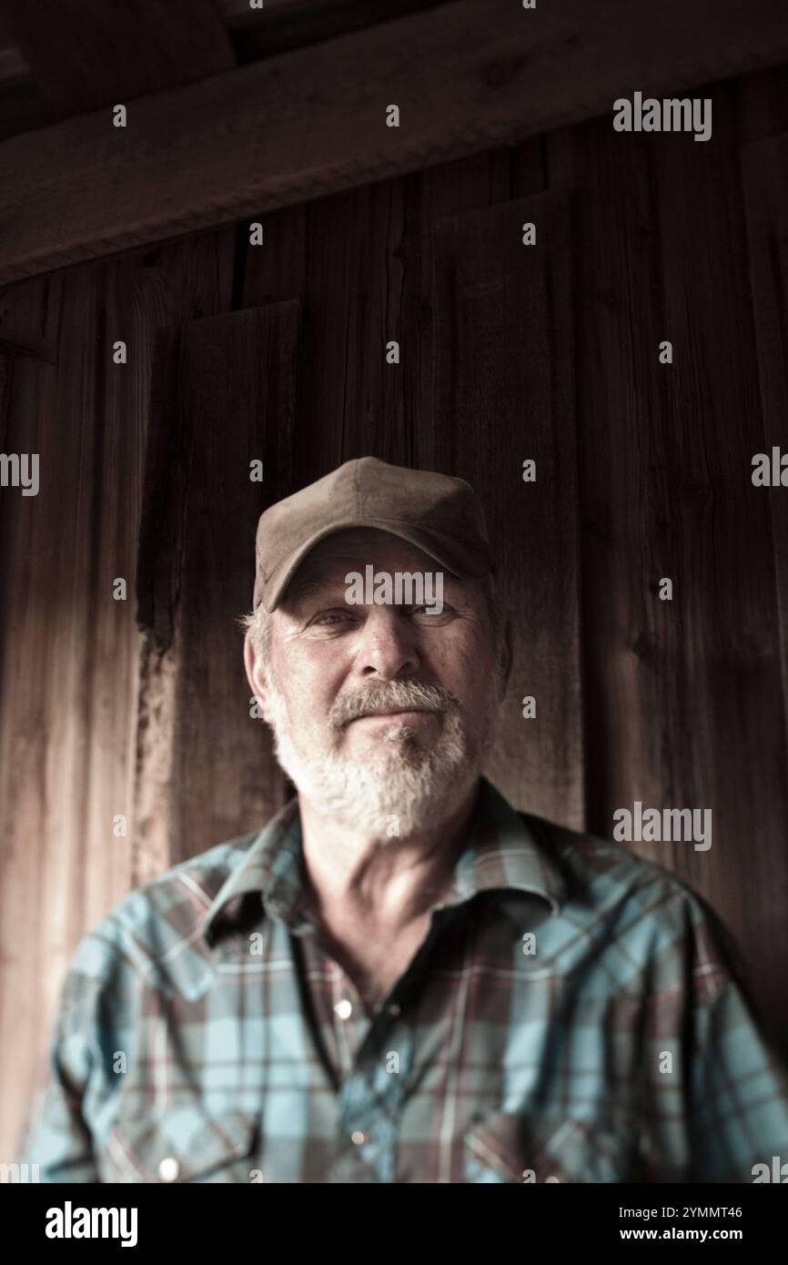 Portrait of a cowboy montana hi-res stock photography and images - Alamy