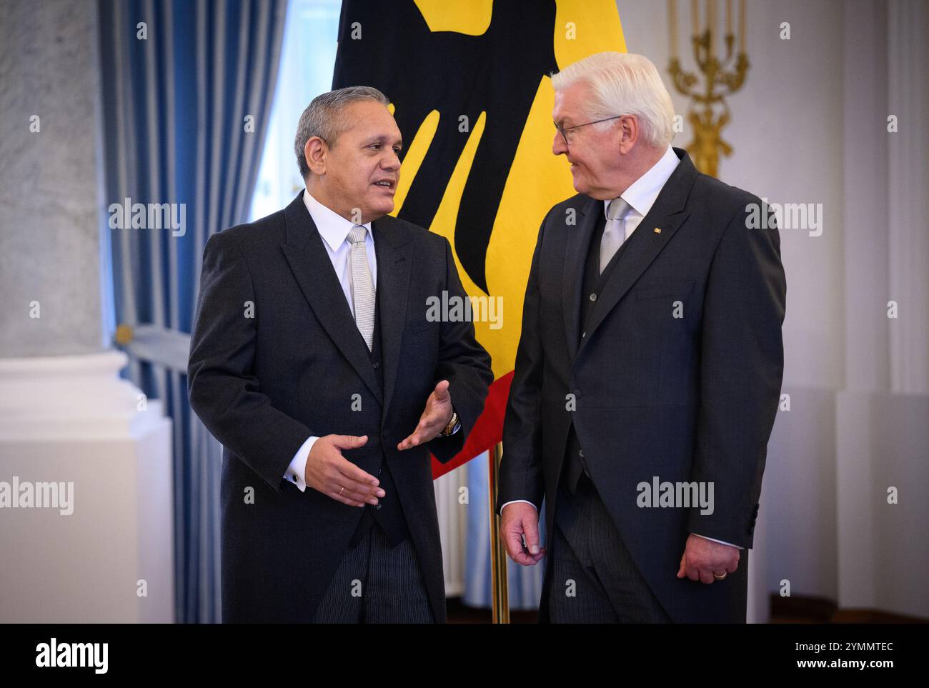 Berlin, Germany. 22nd Nov, 2024. Vladimir Adolfo Franco Sousa (l ...