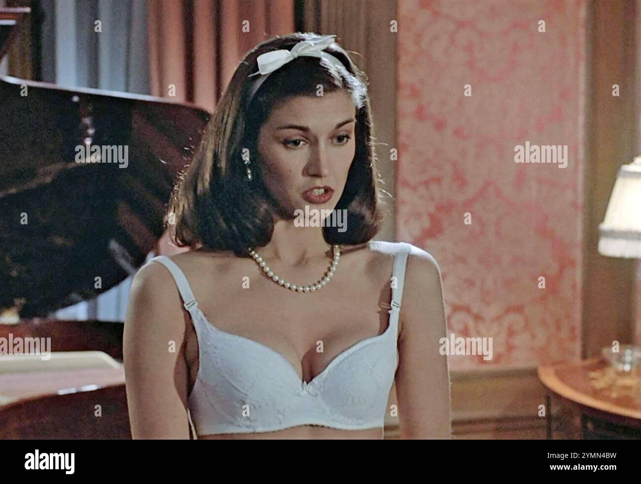 TRADING PLACES 1983 Paramount Pictures film with Kristin Holby as Penelope Witherspoon Stock ...