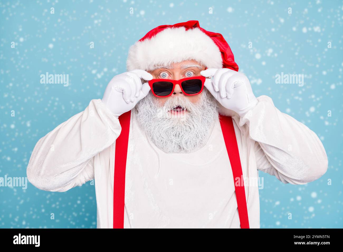 Close up photo of impressed fat overweight santa claus stare in modern ...
