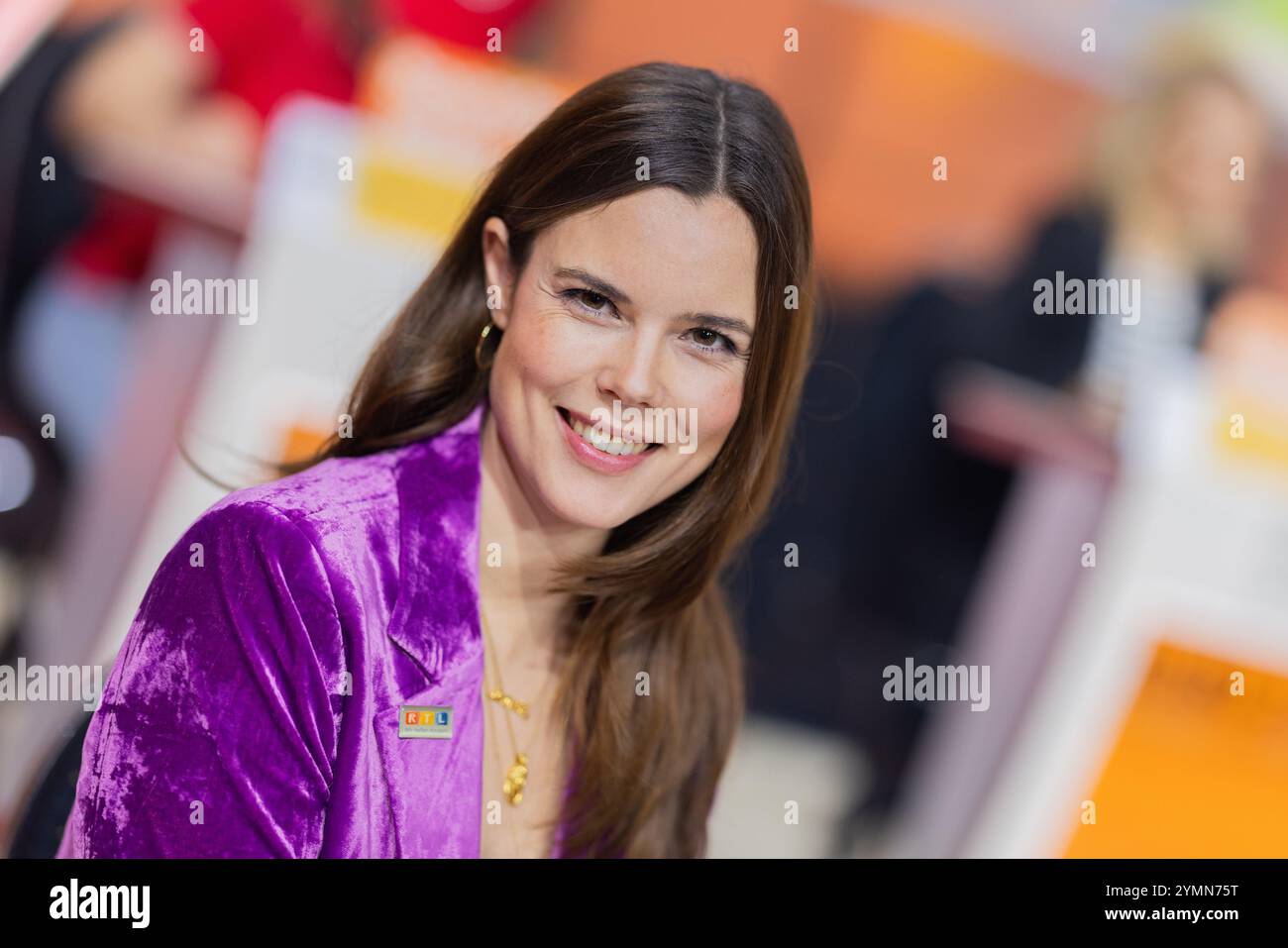 22 November 2024, North Rhine-Westphalia, Hürth: Linda Mürtz, presenter ...