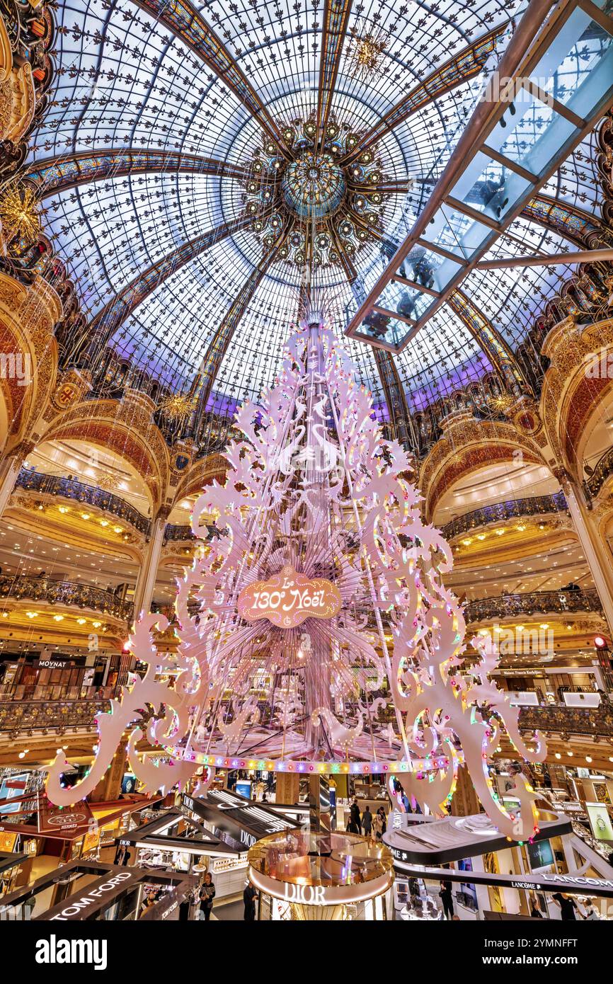 Ceiling galeries lafayette paris france hi-res stock photography and ...