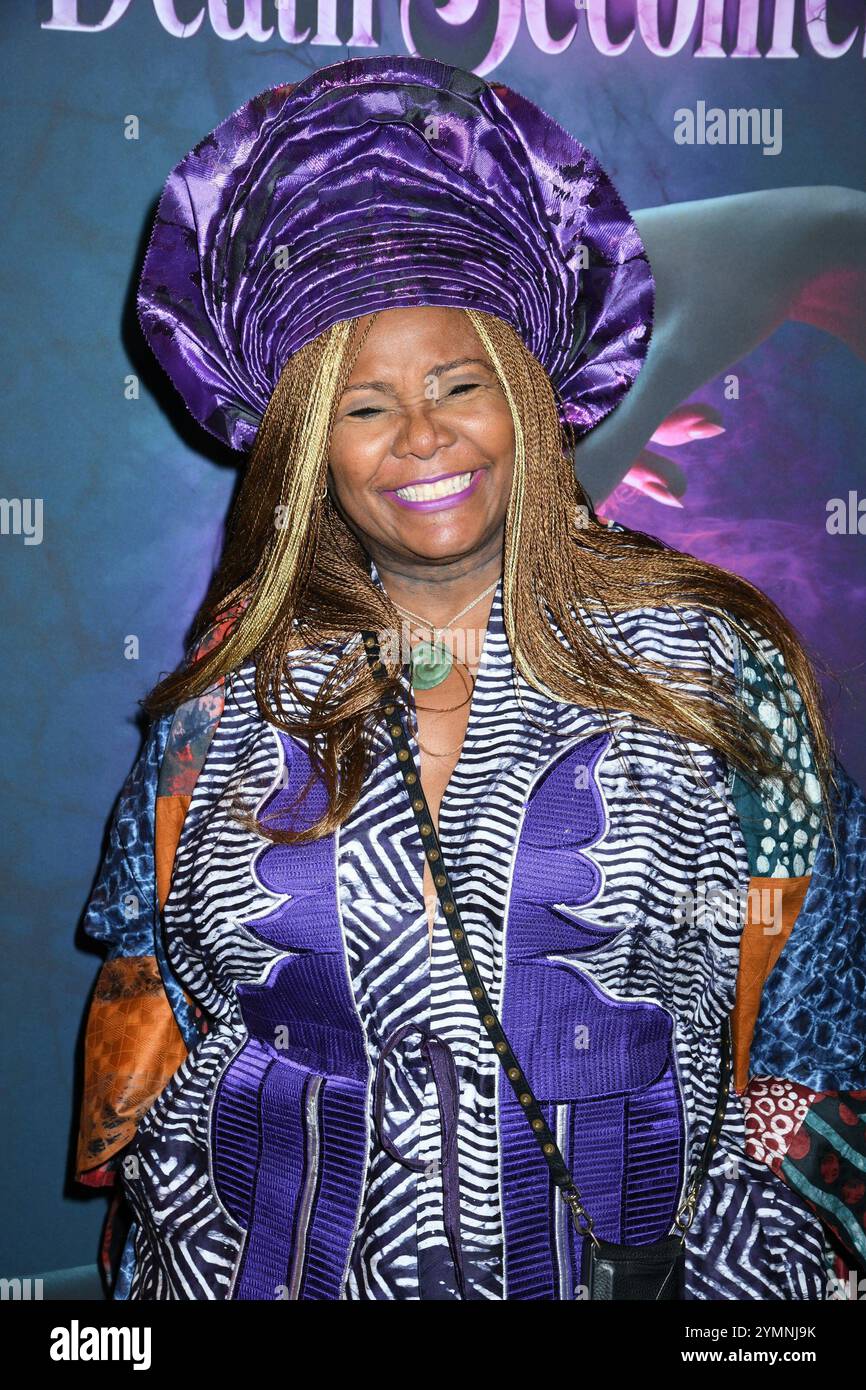 Tonya pinkins broadway opening night hi-res stock photography and ...
