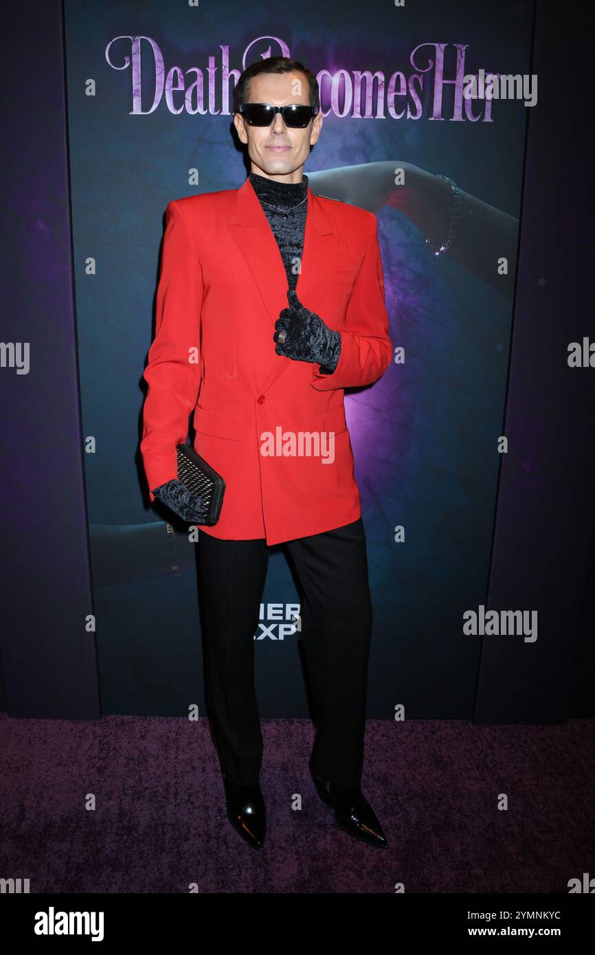 Ny. 21st Nov, 2024. Kyle Brown at arrivals for DEATH BECOMES HER ...