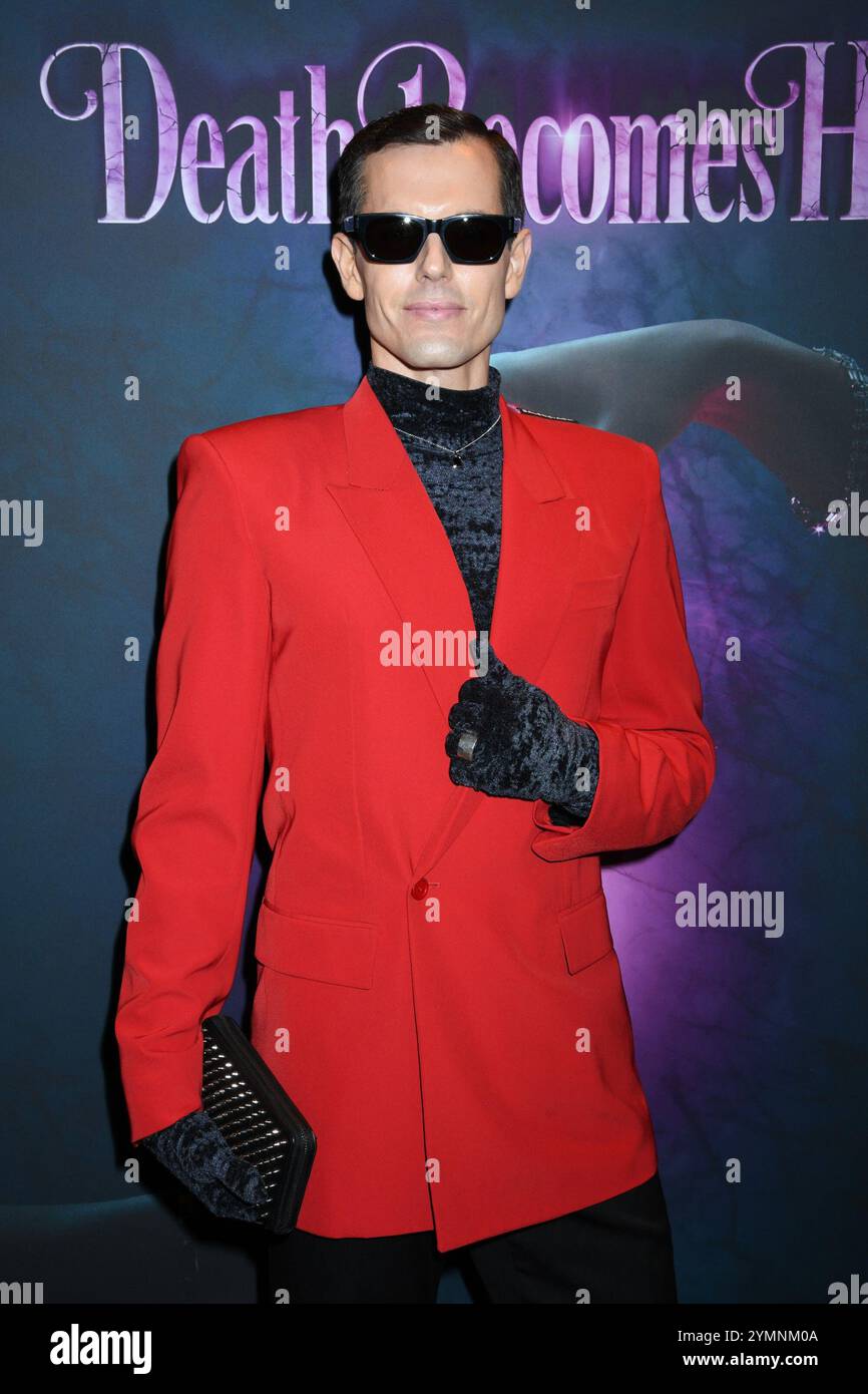 Ny. 21st Nov, 2024. Kyle Brown at arrivals for DEATH BECOMES HER ...
