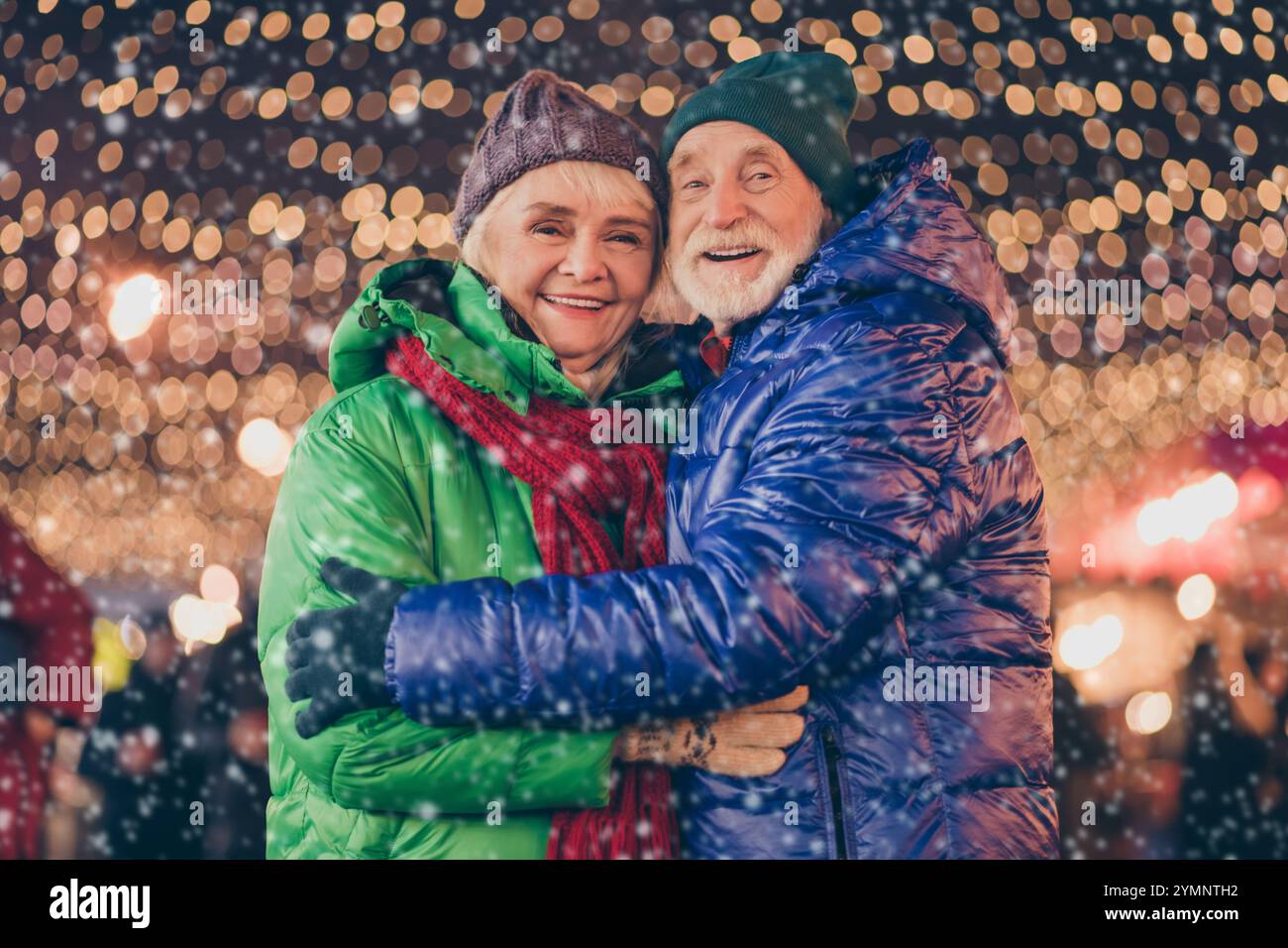 Photo of dream two people old man woman couple enjoy x-mas christmas ...