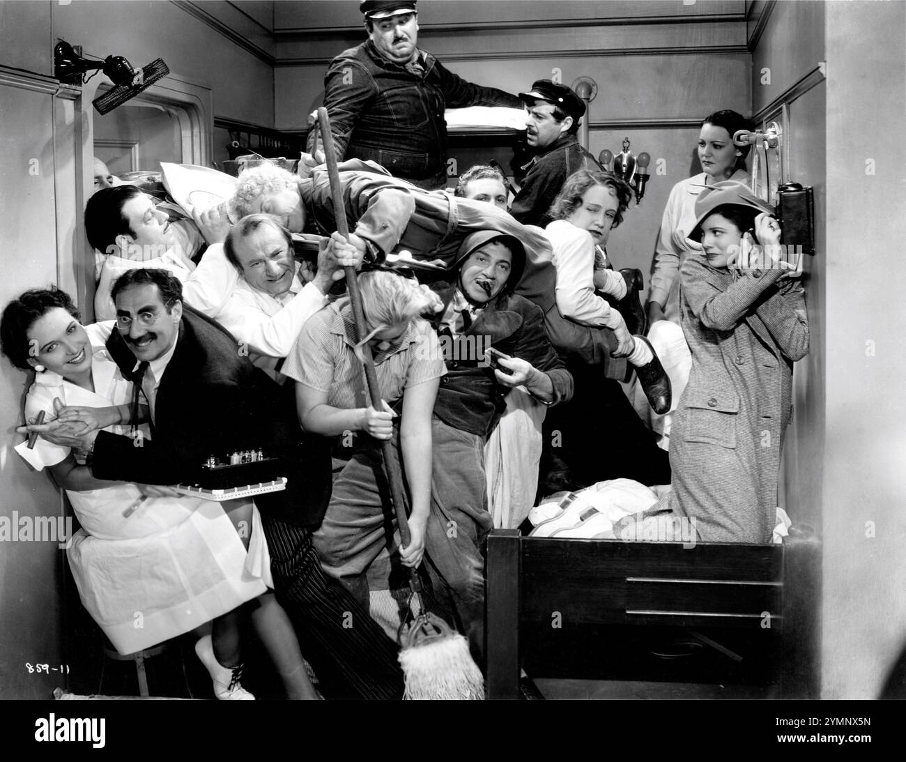 GROUCHO MARX STEPHEN SOLDI HARPO MARX JACK 'TINY' LIPSON CHICO MARX ...