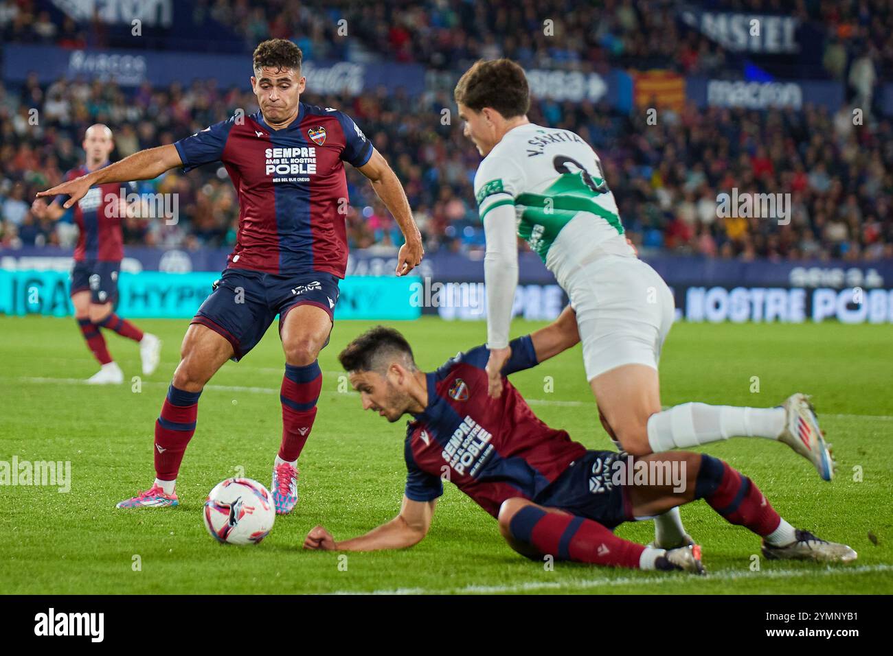 Valencia, Spain. 22nd Nov, 2024. VALENCIA, SPAIN - NOVEMBER 16: Andres ...
