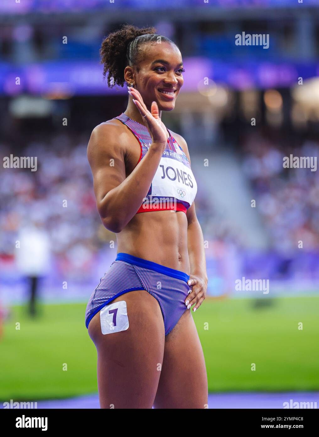 Jasmine Jones participating in the 400 meters hurdles at the Paris 2024 Olympic Games Stock ...