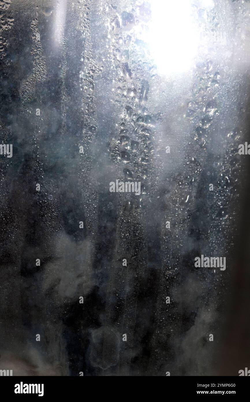 Bubbles glass window bubble hi-res stock photography and images - Alamy