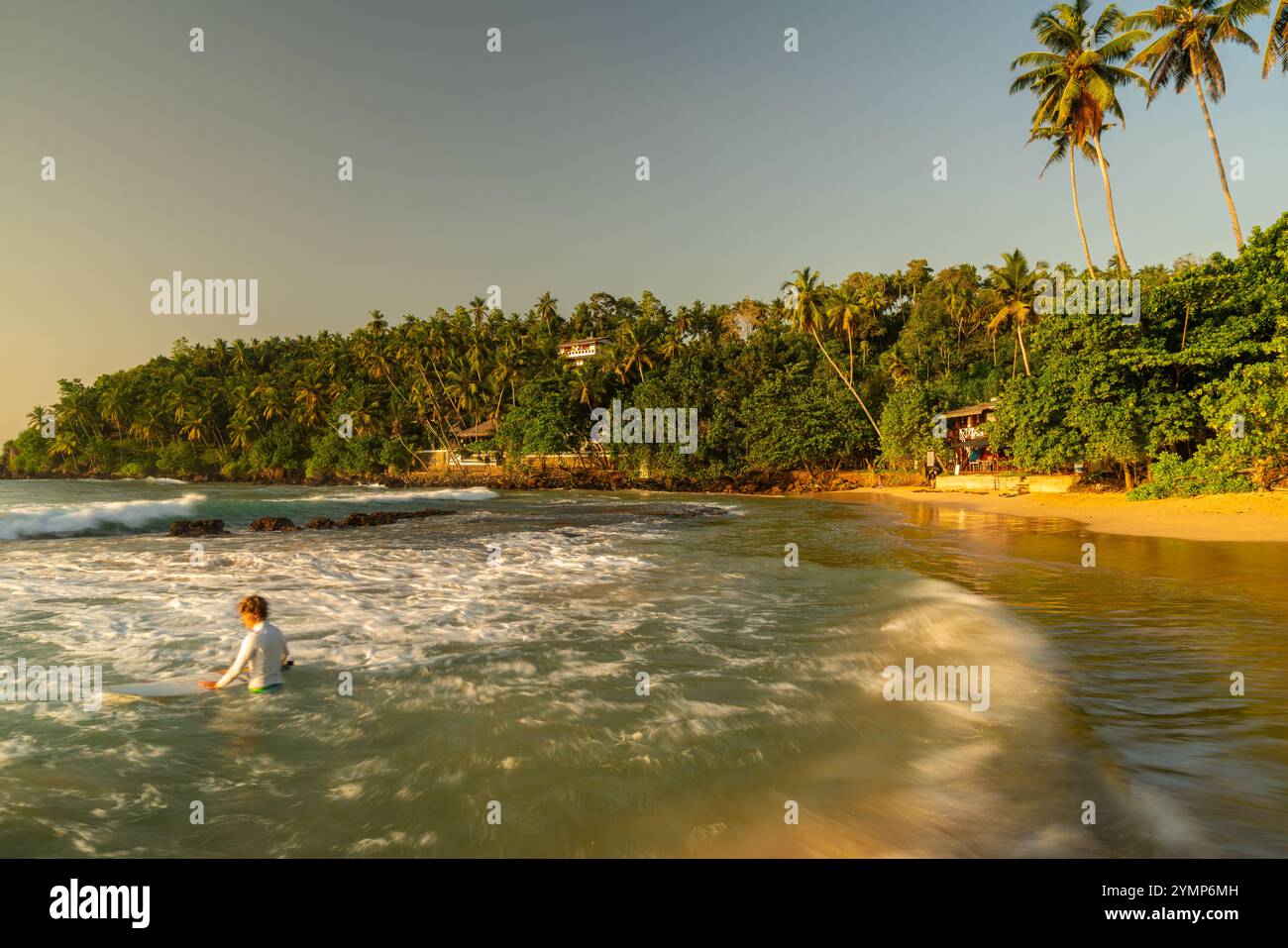 Mirissa beach, Mirissa, South coast, Sri Lanka Stock Photo - Alamy