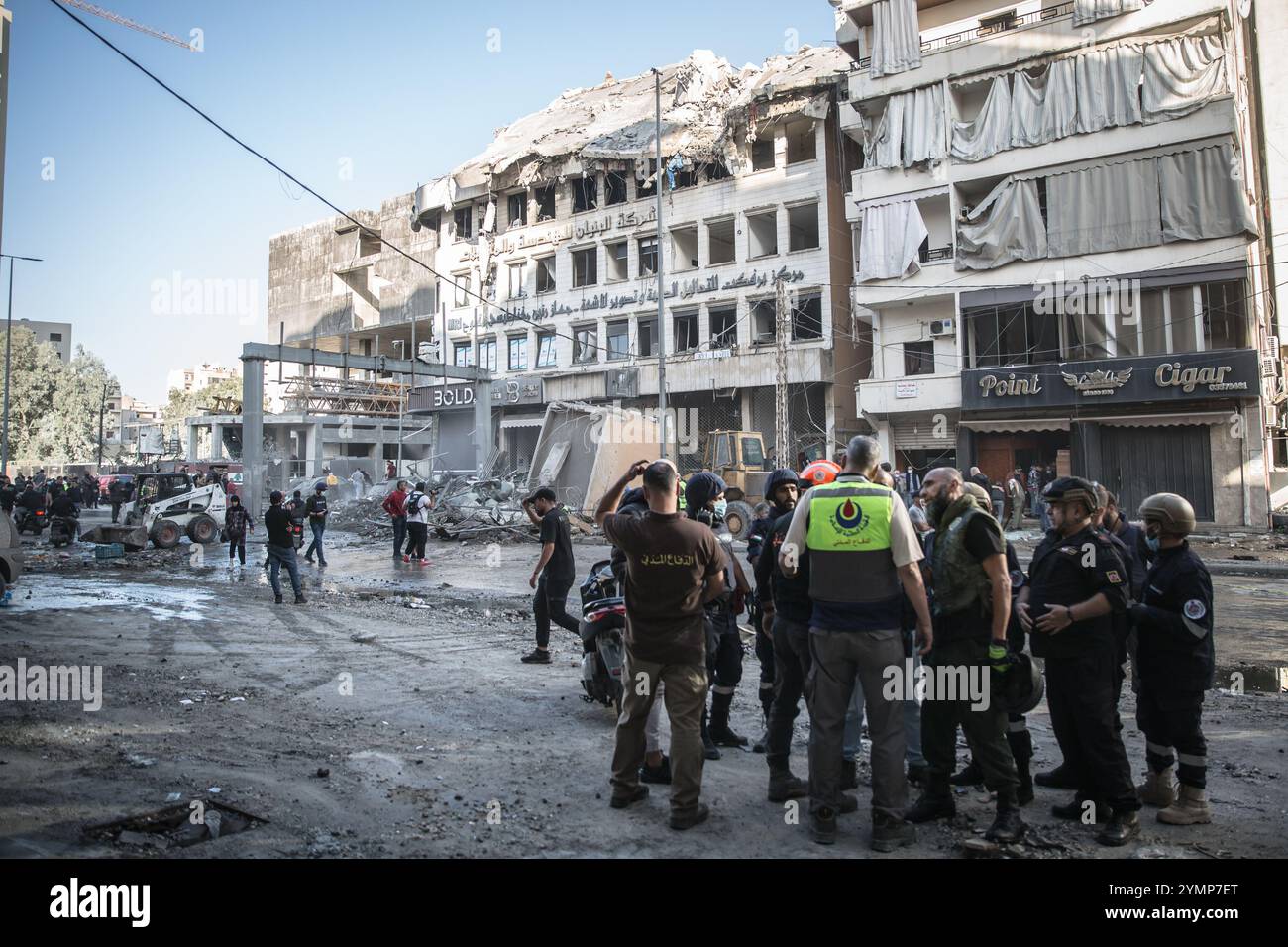 Scene from modern warfare hi-res stock photography and images - Alamy