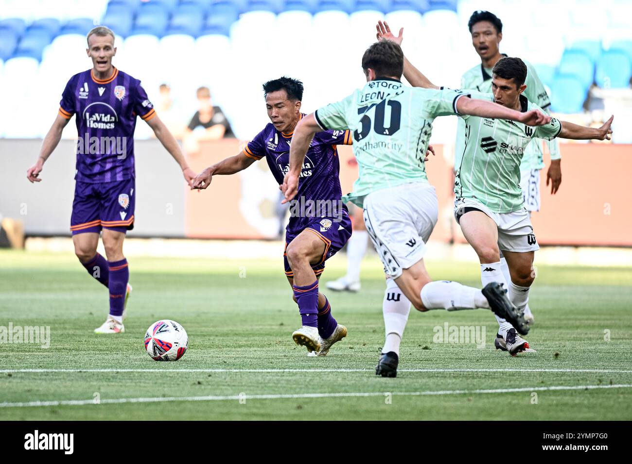 Hiroaki aoyama hi-res stock photography and images - Alamy
