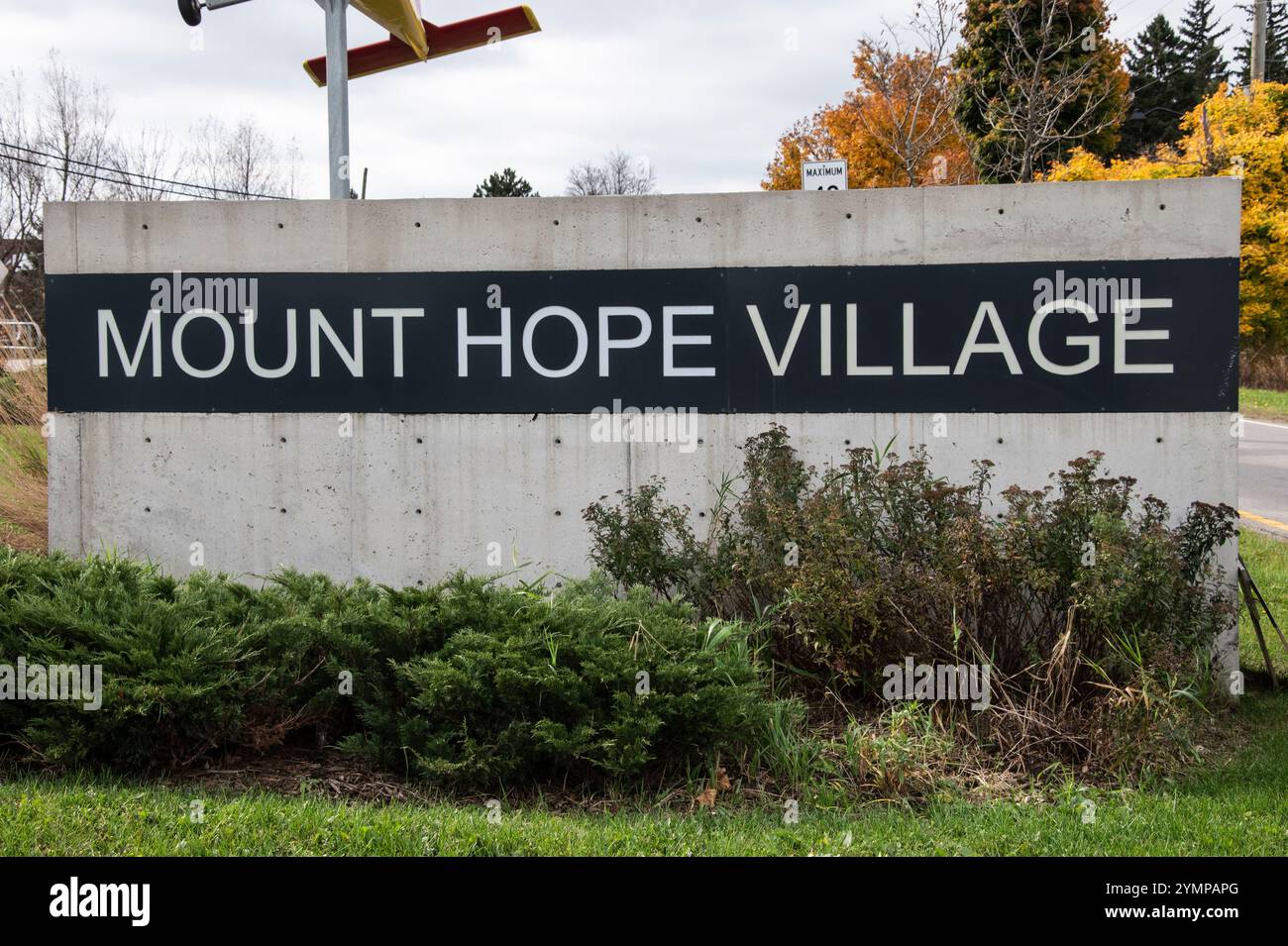 Village green in hamilton hi-res stock photography and images - Alamy