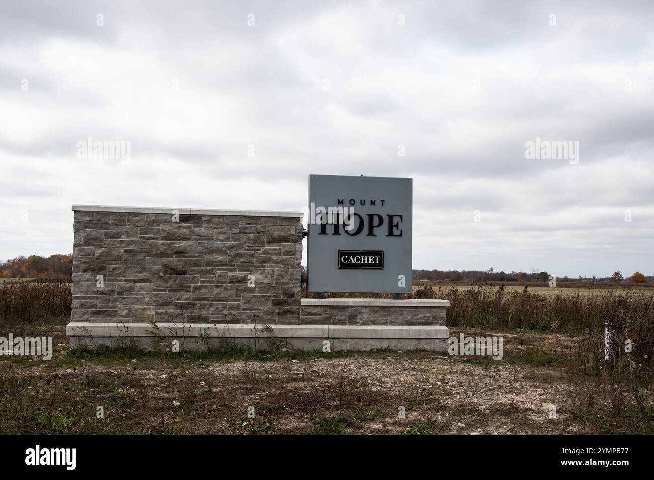 Welcome to Mount Hope sign at Hamilton International Airport on Airport ...