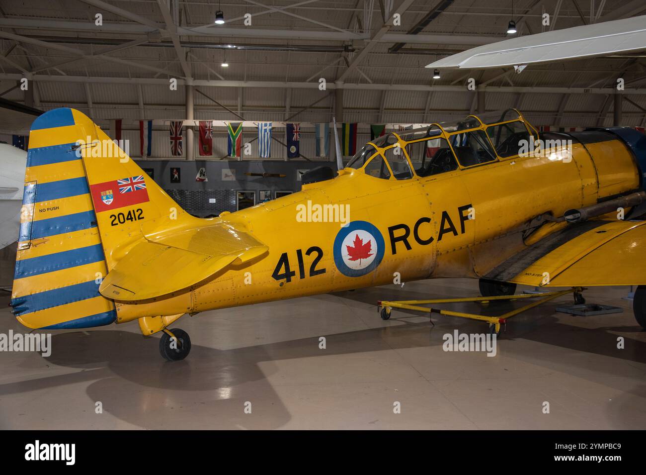 North American Harvard CF-VMG at Canadian Warplane Heritage Museum on ...