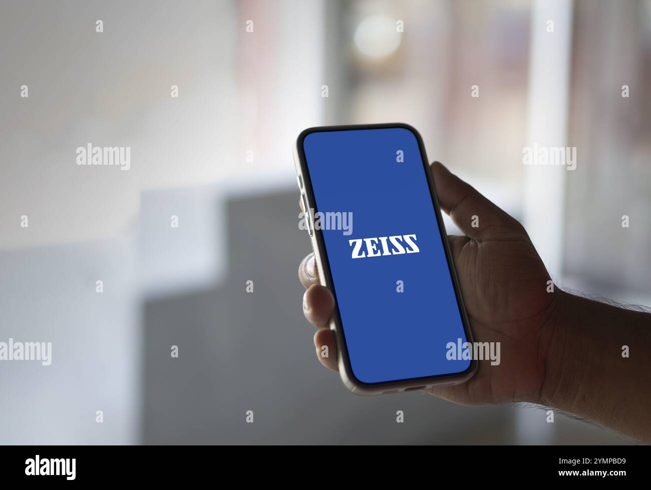 Zeiss logo hi-res stock photography and images - Alamy